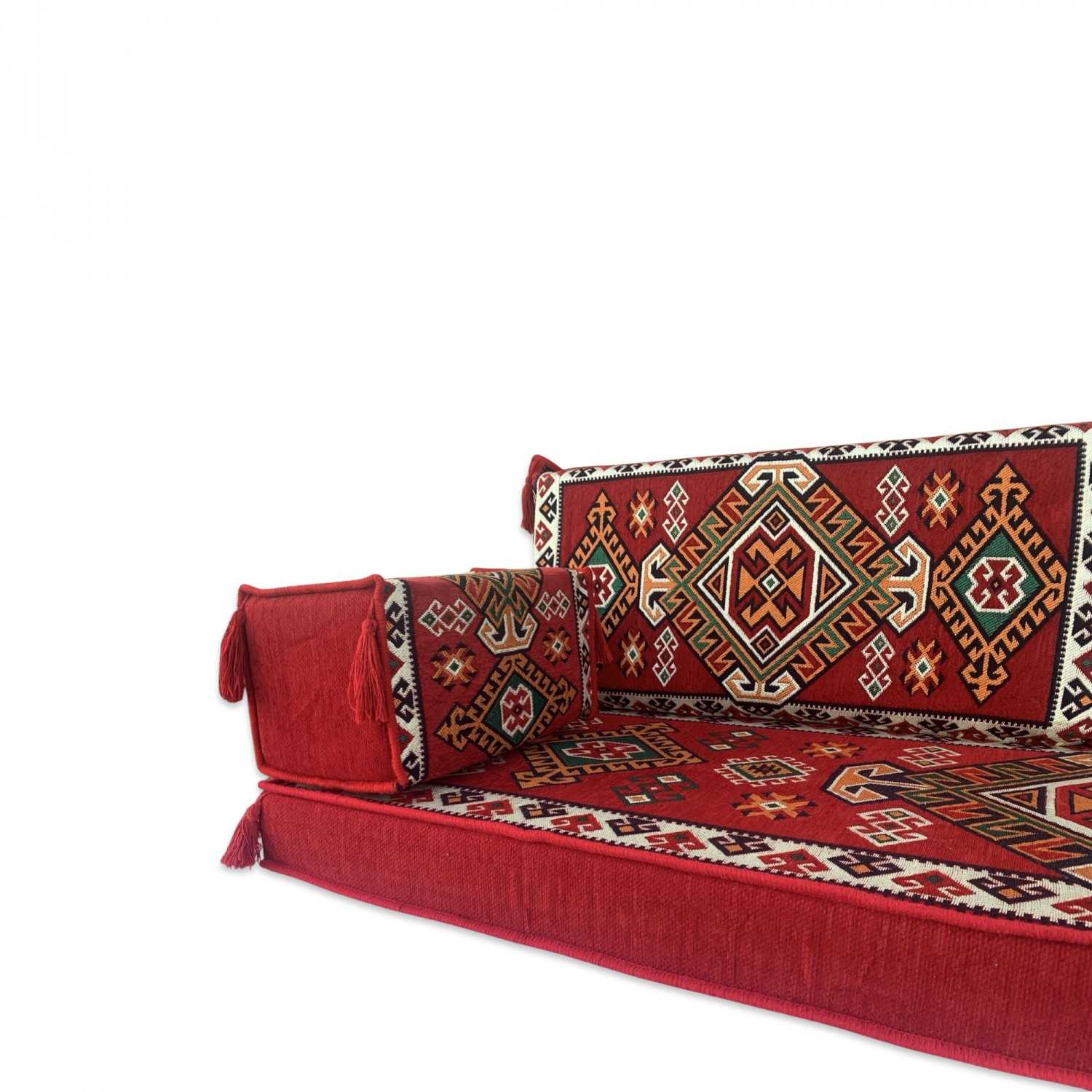 Middle Eastern home decor | Arabic style floor seating | Turkish kilim ...